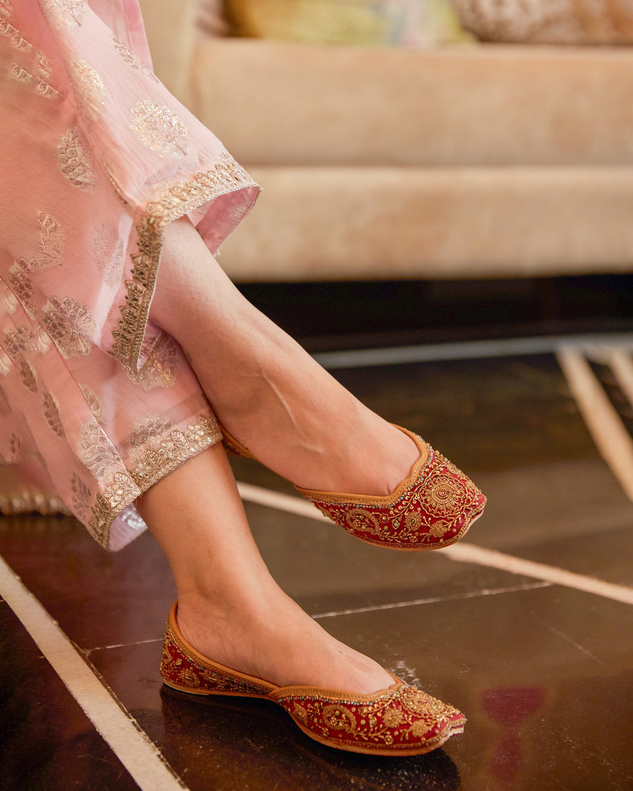 Jaysole: Leather Juttis | Traditional Ethnic Jutti for Women – Jaysole.com